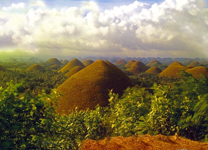 Chocolate Hills, Philippines Photos