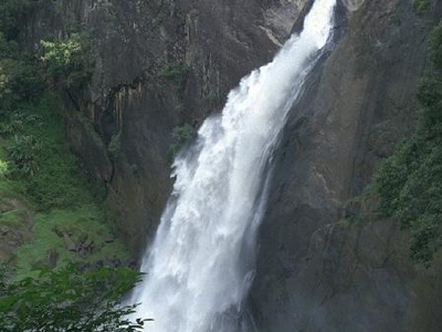 Dunhinda Falls, Badulla, Sri Lanka Tourist Information