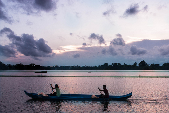 Inya Lake, Yangon, Myanmar Photos