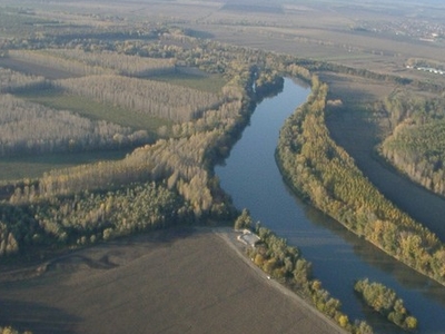Maros River, Makó, Hungary Tourist Information
