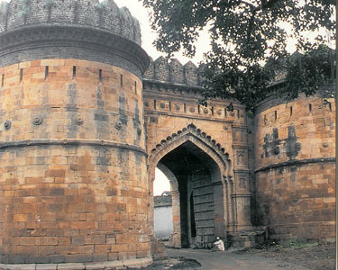 Narnala Fort, India Tourist Information