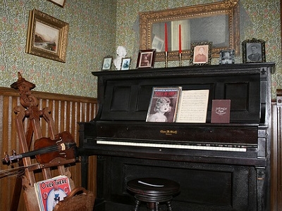 Edgar Allan Poe House, Fayetteville, United States Tourist Information