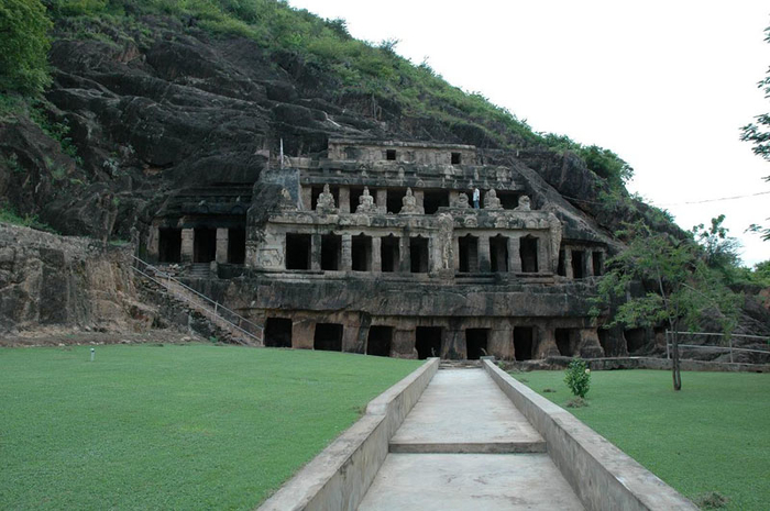 Undavalli Caves, Guntur, India Photos