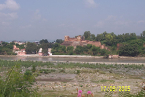 Akhnoor Fort, Jammu, India Tourist Information