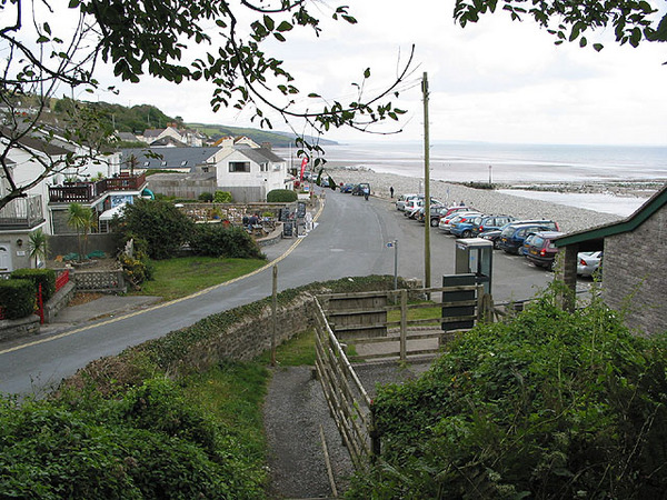 Amroth, Wales Tourist Information