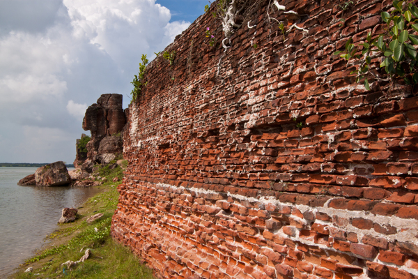 Alamparai Fort, India Tourist Information