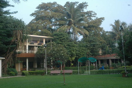 The Umbergaon Club, Umbergaon, India Tourist Information