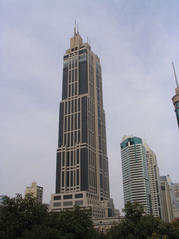 Hong Kong New World Tower, Shanghai, China Tourist Information