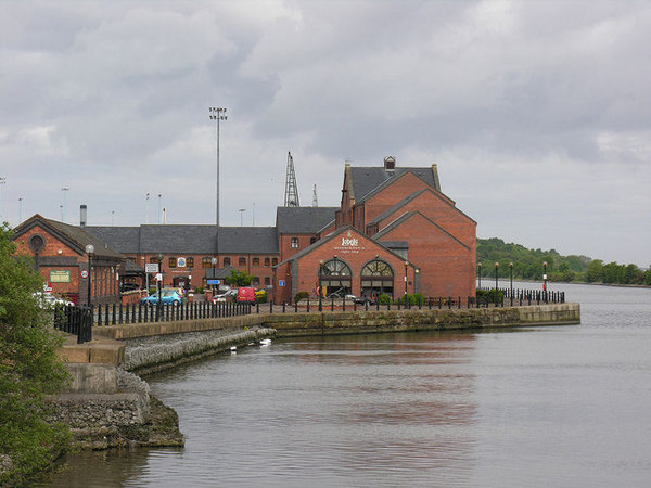 Ellesmere Port, England Tourist Information