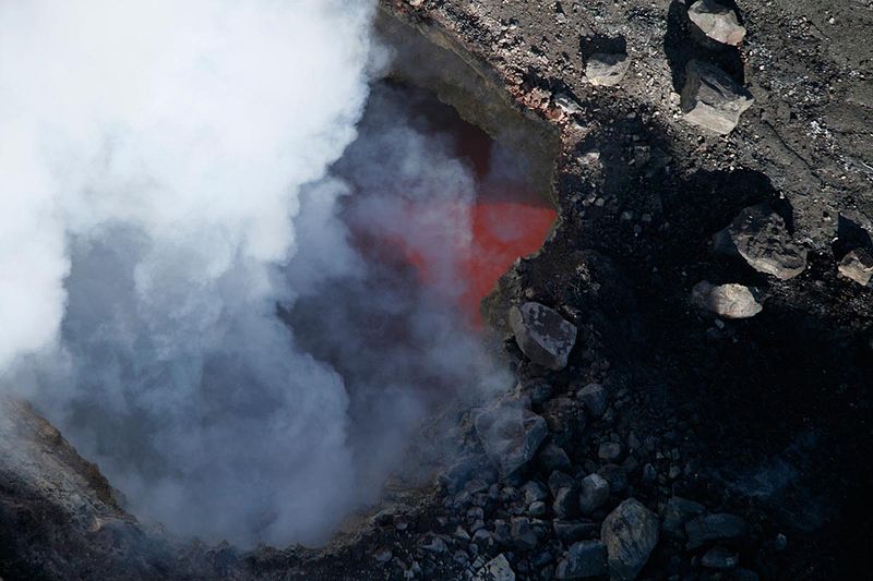 Halemaumau Crater, Island of Kauai, United States Tourist Information