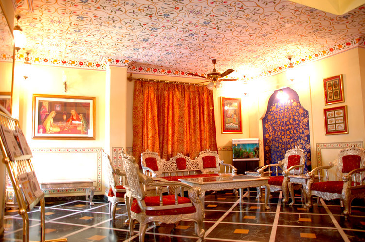 Umaid Mahal Hotel, Jaipur, India Tourist Information