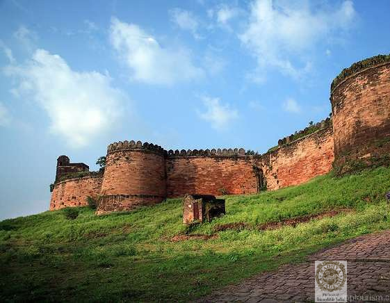 Kharbuja Mahal, Dhar, India Tourist Information