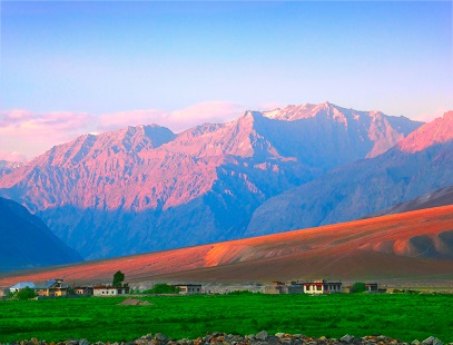 Ladakh Range, India Tourist Information