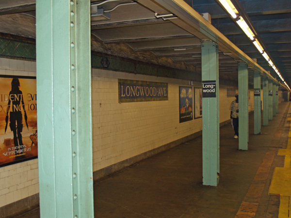 Longwood Avenue IRT Pelham Line Station, New York City, United States ...