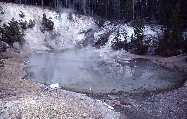 Monarch Geyser, United States Tourist Information