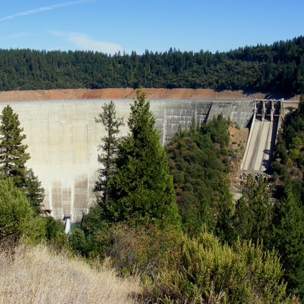 Dams in Lake Tahoe Basin Management Unit, United States