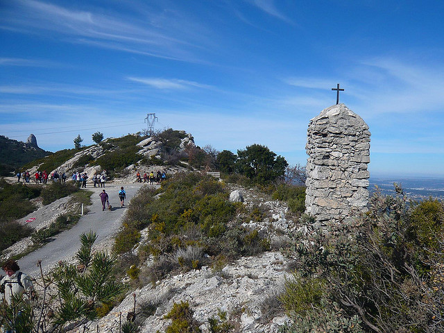 Simiane-Collongue, France Tourist Information