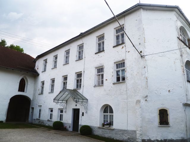 Spitzenberg Castle, Mauerkirchen, Austria Tourist Information